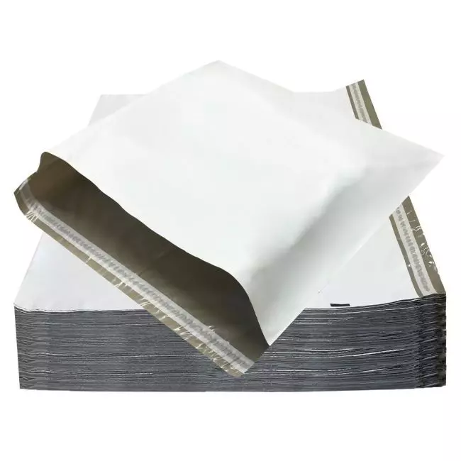 Plastic Mailers 24" x 24" #8 - Pack of 500